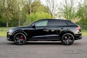 Melns Audi RS Q8 2022 Pērnava, ar dzinēja tilpumu 4.00 L un nobraukumu 107 tūkst. km par 93900 €, foto 3 vietnē AUTOMOTO.COM.LV