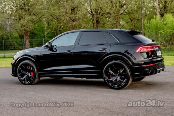 Melns Audi RS Q8 2022 Pērnava, ar dzinēja tilpumu 4.00 L un nobraukumu 107 tūkst. km par 93900 €, foto 3 vietnē AUTOMOTO.COM.LV
