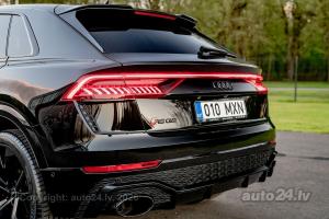 Melns Audi RS Q8 2022 Pērnava, ar dzinēja tilpumu 4.00 L un nobraukumu 107 tūkst. km par 93900 €, foto 12 vietnē AUTOMOTO.COM.LV