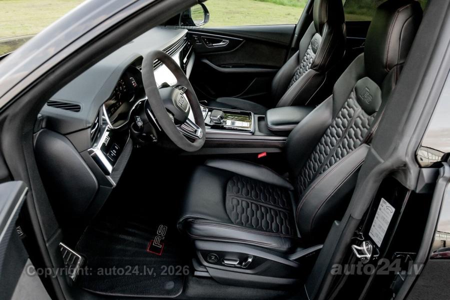 Melns Audi RS Q8 2022 Pērnava, ar dzinēja tilpumu 4.00 L un nobraukumu 107 tūkst. km par 93900 €, foto 15 vietnē AUTOMOTO.COM.LV