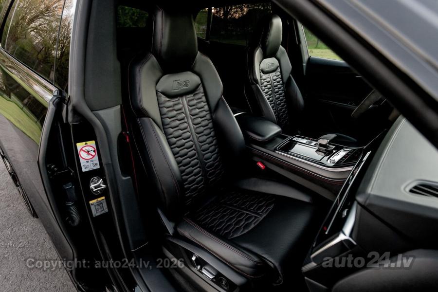 Melns Audi RS Q8 2022 Pērnava, ar dzinēja tilpumu 4.00 L un nobraukumu 107 tūkst. km par 93900 €, foto 17 vietnē AUTOMOTO.COM.LV