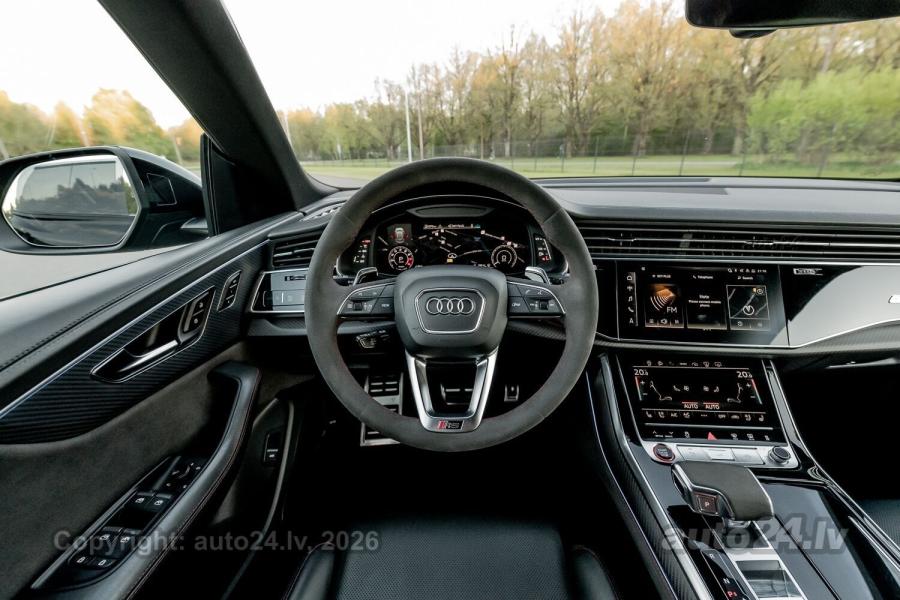 Melns Audi RS Q8 2022 Pērnava, ar dzinēja tilpumu 4.00 L un nobraukumu 107 tūkst. km par 93900 €, foto 19 vietnē AUTOMOTO.COM.LV