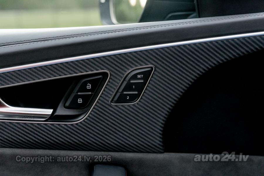 Melns Audi RS Q8 2022 Pērnava, ar dzinēja tilpumu 4.00 L un nobraukumu 107 tūkst. km par 93900 €, foto 31 vietnē AUTOMOTO.COM.LV