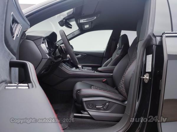 Black Audi RS Q8 2023 in Tartu, with an engine capacity of 4.00 L and mileage of 42 thousand km for 99900 €, photo 7 on AUTOMOTO.COM.LV
