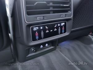 Черный Ауди RS Q8 2023 в Тарту, объемом двигателя 4.00 л и пробегом 42 тыс. км за 99900 €, фото 14 на AUTOMOTO.COM.LV