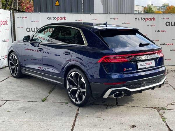 Zils Audi RS Q8 2020 Viļņa, ar dzinēja tilpumu 4.00 L un nobraukumu 76 tūkst. km par 89999 €, foto 5 vietnē AUTOMOTO.COM.LV