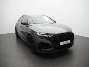Grey Audi RS Q8 2020 in Vilnius, with an engine capacity of 4.00 L and mileage of 71 thousand km for 93000 €, photo 4 on AUTOMOTO.COM.LV
