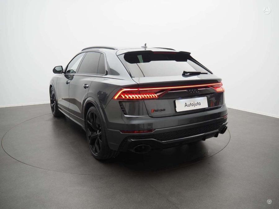Grey Audi RS Q8 2020 in Vilnius, with an engine capacity of 4.00 L and mileage of 71 thousand km for 93000 €, photo 6 on AUTOMOTO.COM.LV