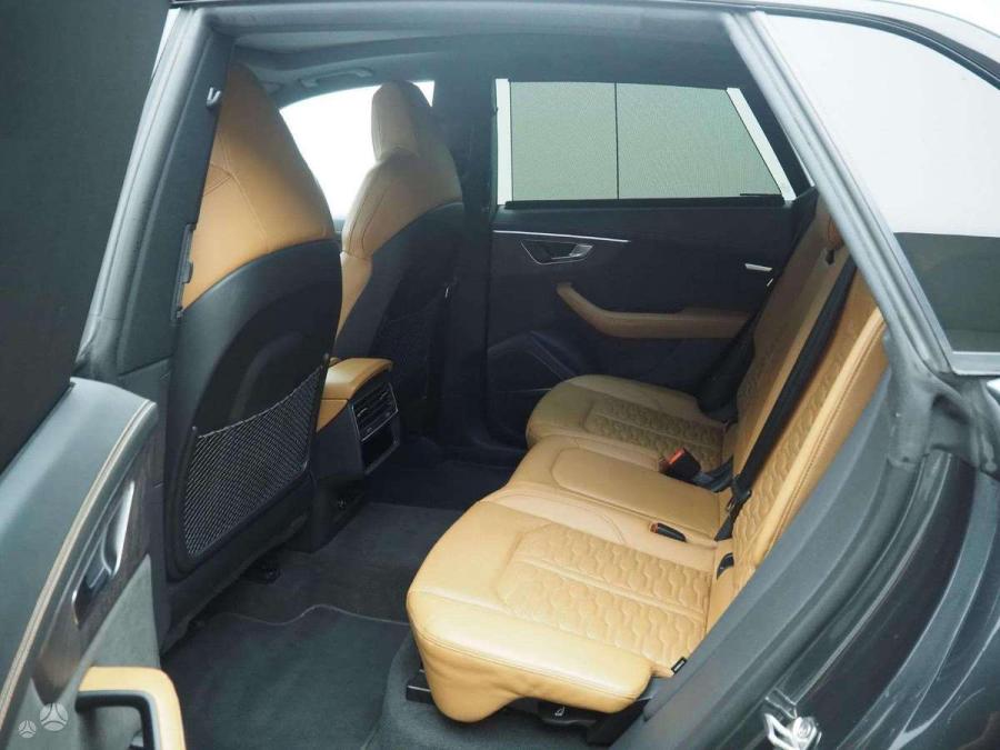 Grey Audi RS Q8 2020 in Vilnius, with an engine capacity of 4.00 L and mileage of 71 thousand km for 93000 €, photo 13 on AUTOMOTO.COM.LV