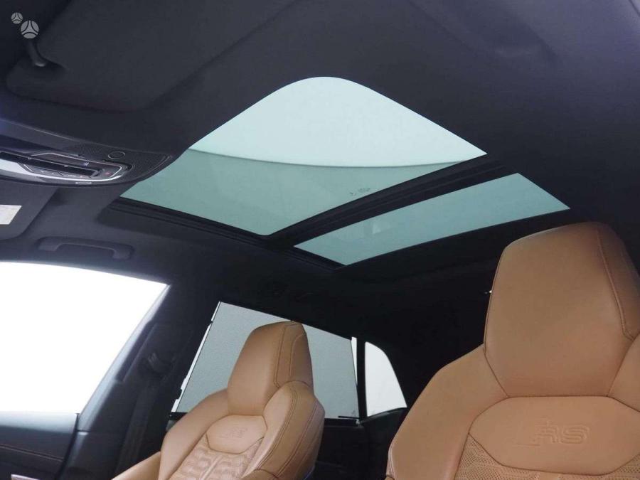 Grey Audi RS Q8 2020 in Vilnius, with an engine capacity of 4.00 L and mileage of 71 thousand km for 93000 €, photo 21 on AUTOMOTO.COM.LV