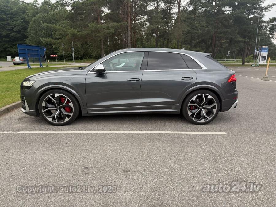 Серый Ауди RS Q8 2021 в Таллин, объемом двигателя 4.00 л и пробегом 57 тыс. км за 87000 €, фото 3 на AUTOMOTO.COM.LV