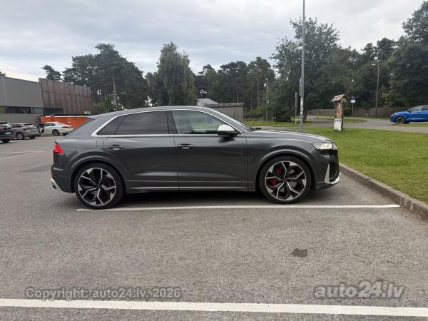 Grey Audi RS Q8 2021 in Tallinn, with an engine capacity of 4.00 L and mileage of 57 thousand km for 87000 €, photo 6 on AUTOMOTO.COM.LV
