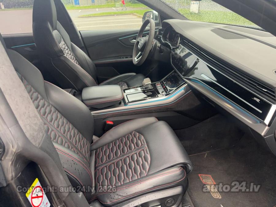 Серый Ауди RS Q8 2021 в Таллин, объемом двигателя 4.00 л и пробегом 57 тыс. км за 87000 €, фото 14 на AUTOMOTO.COM.LV