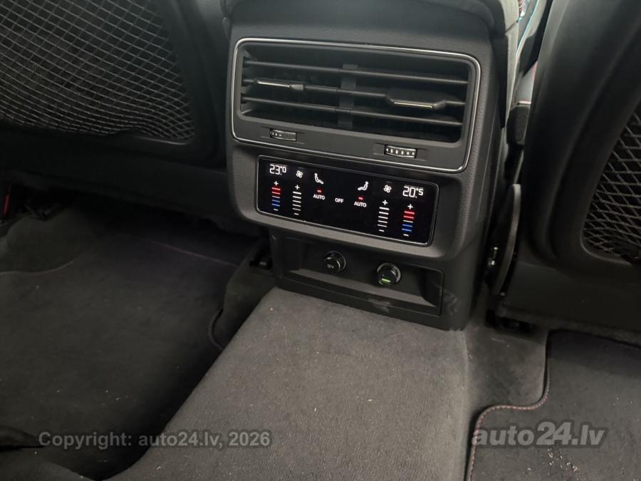 Серый Ауди RS Q8 2021 в Таллин, объемом двигателя 4.00 л и пробегом 57 тыс. км за 87000 €, фото 16 на AUTOMOTO.COM.LV