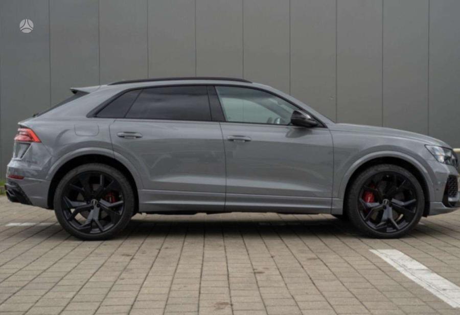 Grey Audi RS Q8 2022 in Klaipeda, with an engine capacity of 4.00 L and mileage of 130 thousand km for 87000 €, photo 4 on AUTOMOTO.COM.LV
