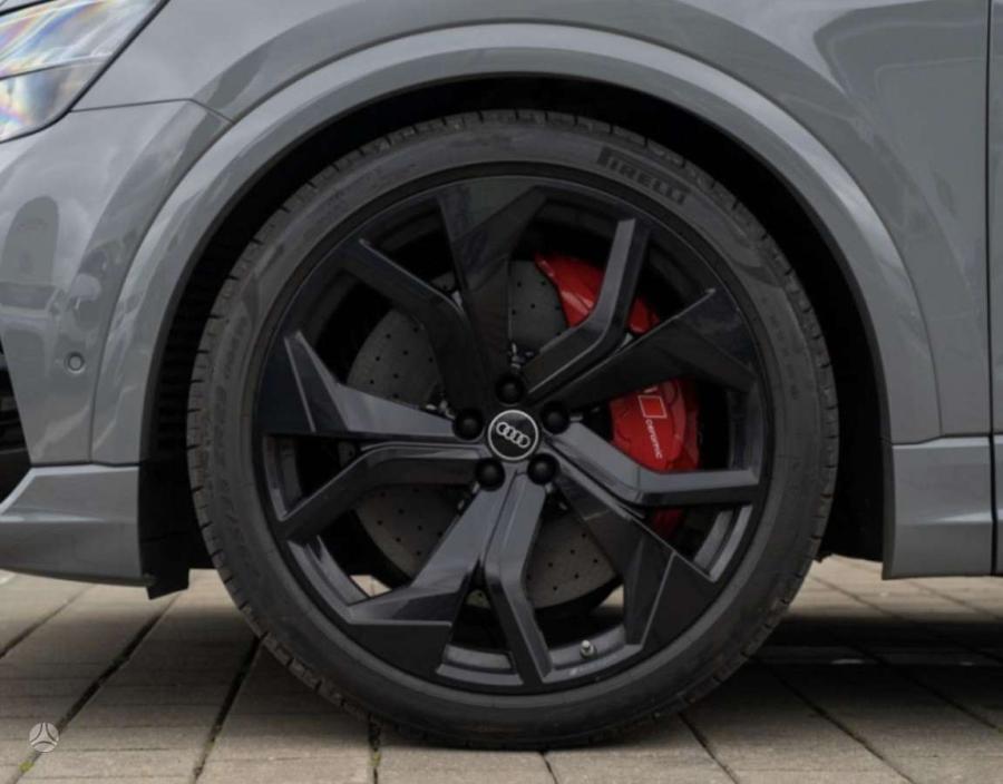 Grey Audi RS Q8 2022 in Klaipeda, with an engine capacity of 4.00 L and mileage of 130 thousand km for 87000 €, photo 5 on AUTOMOTO.COM.LV