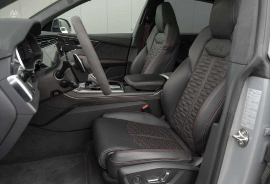 Grey Audi RS Q8 2022 in Klaipeda, with an engine capacity of 4.00 L and mileage of 130 thousand km for 87000 €, photo 8 on AUTOMOTO.COM.LV