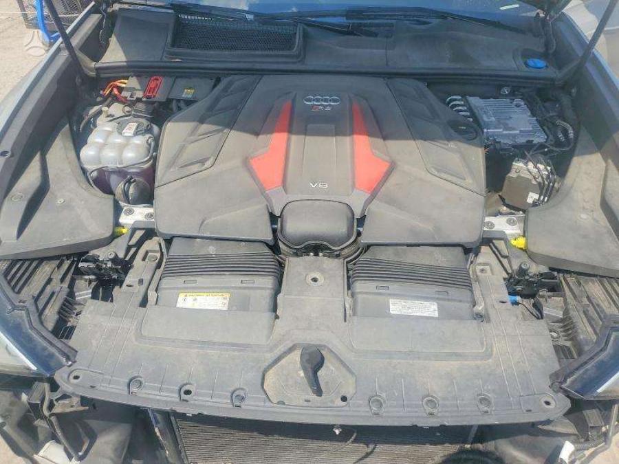 Grey Audi RS Q8 2023 in Klaipeda, with an engine capacity of 4.00 L and mileage of 41 thousand km for 40000 €, photo 9 on AUTOMOTO.COM.LV