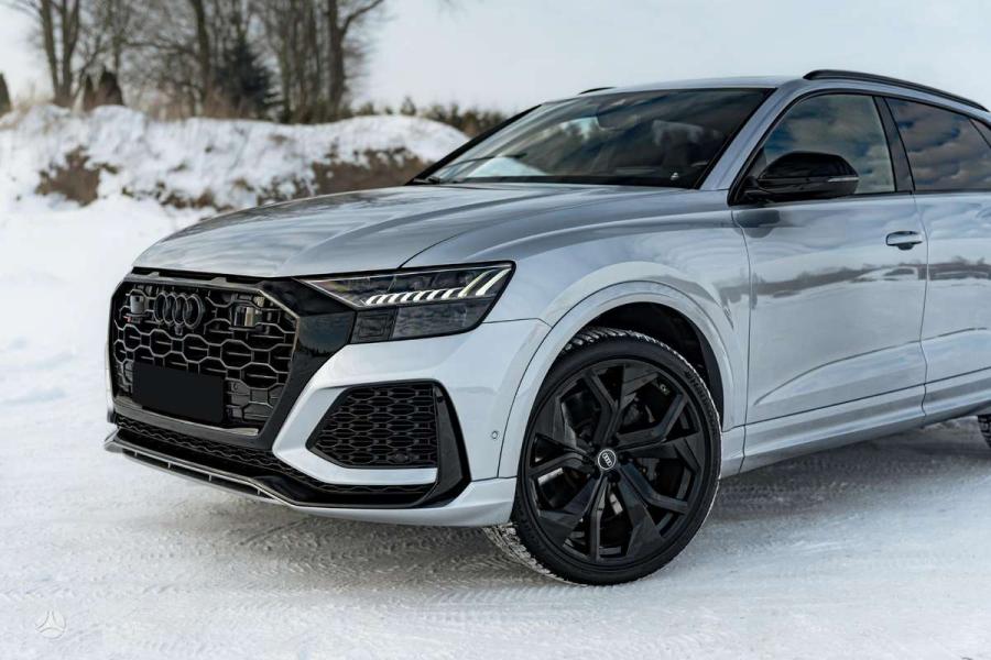 Grey Audi RS Q8 2020 in Klaipeda, with an engine capacity of 4.00 L and mileage of 67 thousand km for 85000 €, photo 4 on AUTOMOTO.COM.LV