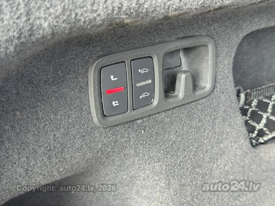 Серый Ауди RS Q8 2021 в Таллин, объемом двигателя 4.00 л и пробегом 57 тыс. км за 84995 €, фото 13 на AUTOMOTO.COM.LV