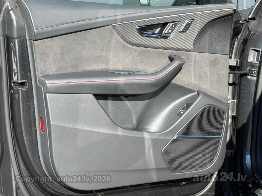 Серый Ауди RS Q8 2021 в Таллин, объемом двигателя 4.00 л и пробегом 57 тыс. км за 79995 €, фото 10 на AUTOMOTO.COM.LV