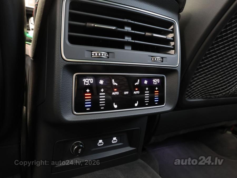 Audi RS Q8 2021 Tallina, ar dzinēja tilpumu 4.00 L un nobraukumu 108 tūkst. km par 71000 €, foto 17 vietnē AUTOMOTO.COM.LV