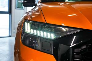 Oranžs Audi RS Q8 2020 Kauņa, ar dzinēja tilpumu 4.00 L un nobraukumu 136 tūkst. km par 65950 €, foto 5 vietnē AUTOMOTO.COM.LV