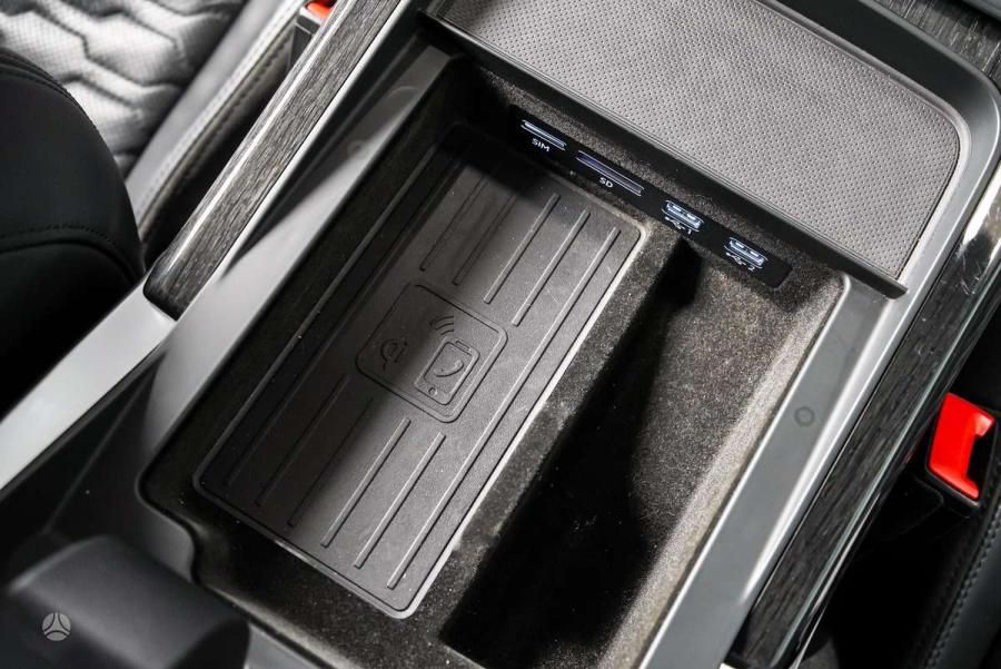 Oranžs Audi RS Q8 2020 Kauņa, ar dzinēja tilpumu 4.00 L un nobraukumu 136 tūkst. km par 65950 €, foto 23 vietnē AUTOMOTO.COM.LV