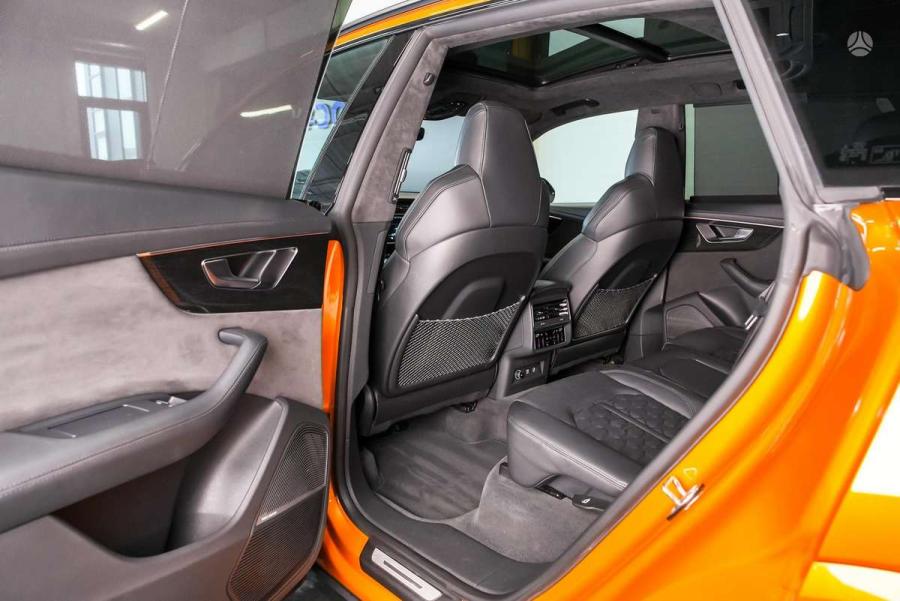 Oranžs Audi RS Q8 2020 Kauņa, ar dzinēja tilpumu 4.00 L un nobraukumu 136 tūkst. km par 65950 €, foto 32 vietnē AUTOMOTO.COM.LV