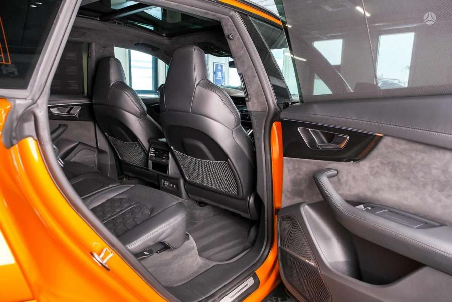 Oranžs Audi RS Q8 2020 Kauņa, ar dzinēja tilpumu 4.00 L un nobraukumu 136 tūkst. km par 65950 €, foto 35 vietnē AUTOMOTO.COM.LV