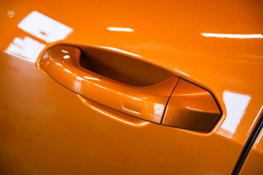 Oranžs Audi RS Q8 2020 Kauņa, ar dzinēja tilpumu 4.00 L un nobraukumu 136 tūkst. km par 65950 €, foto 41 vietnē AUTOMOTO.COM.LV