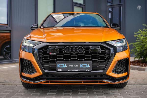 Orange Audi RS Q8 2020 in Kaunas, with an engine capacity of 4.00 L and mileage of 136 thousand km for 65950 €, photo 4 on AUTOMOTO.COM.LV