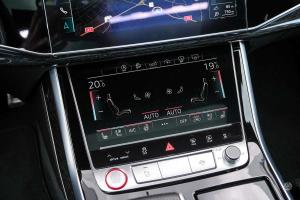 Oranžs Audi RS Q8 2020 Kauņa, ar dzinēja tilpumu 4.00 L un nobraukumu 136 tūkst. km par 65950 €, foto 25 vietnē AUTOMOTO.COM.LV