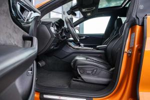Oranžs Audi RS Q8 2020 Kauņa, ar dzinēja tilpumu 4.00 L un nobraukumu 136 tūkst. km par 65950 €, foto 29 vietnē AUTOMOTO.COM.LV