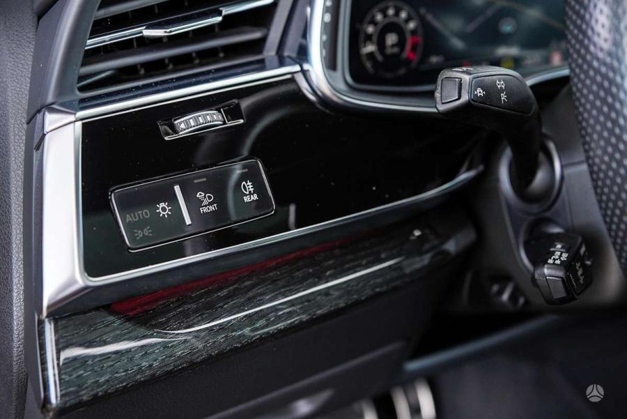 Oranžs Audi RS Q8 2020 Kauņa, ar dzinēja tilpumu 4.00 L un nobraukumu 136 tūkst. km par 65950 €, foto 37 vietnē AUTOMOTO.COM.LV