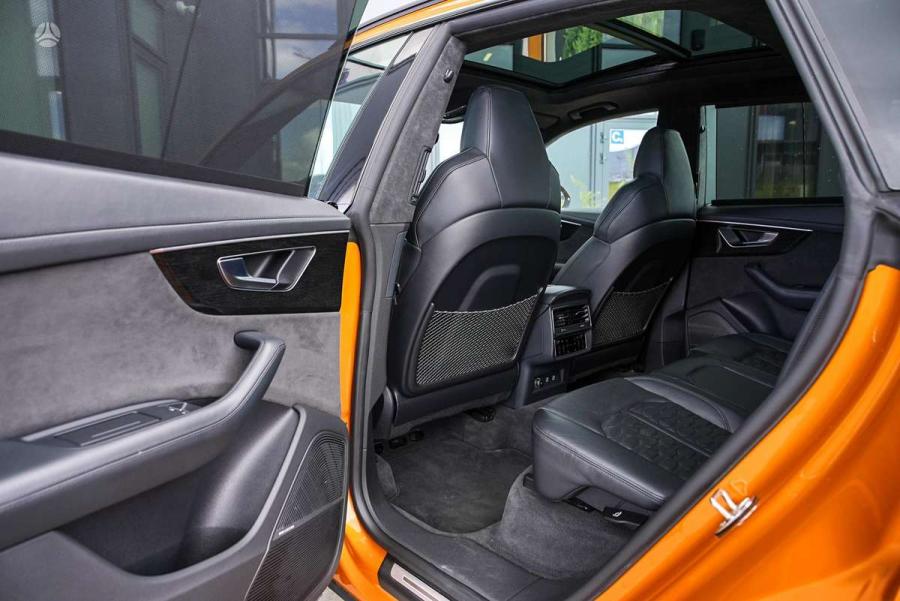 Oranžs Audi RS Q8 2020 Kauņa, ar dzinēja tilpumu 4.00 L un nobraukumu 136 tūkst. km par 65950 €, foto 40 vietnē AUTOMOTO.COM.LV