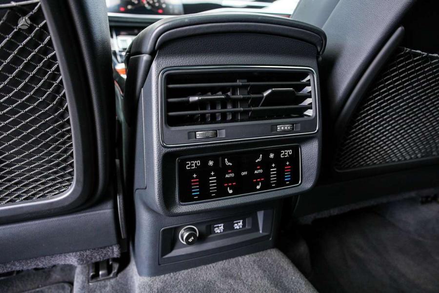 Oranžs Audi RS Q8 2020 Kauņa, ar dzinēja tilpumu 4.00 L un nobraukumu 136 tūkst. km par 65950 €, foto 42 vietnē AUTOMOTO.COM.LV