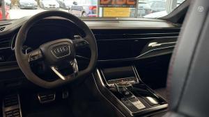 Red Audi RS Q8 2020 in Vilnius, with an engine capacity of 4.00 L and mileage of 102 thousand km for 79989 €, photo 29 on AUTOMOTO.COM.LV