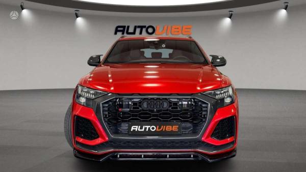 Красный Ауди RS Q8 2020 в Вильнюс, объемом двигателя 4.00 л и пробегом 102 тыс. км за 79989 €, фото 7 на AUTOMOTO.COM.LV