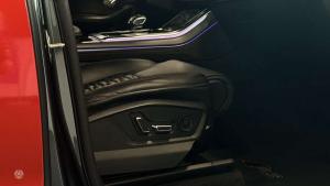 Sarkans Audi RS Q8 2020 Viļņa, ar dzinēja tilpumu 4.00 L un nobraukumu 102 tūkst. km par 79989 €, foto 22 vietnē AUTOMOTO.COM.LV