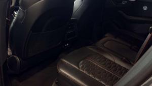 Sarkans Audi RS Q8 2020 Viļņa, ar dzinēja tilpumu 4.00 L un nobraukumu 102 tūkst. km par 79989 €, foto 30 vietnē AUTOMOTO.COM.LV