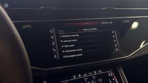 Red Audi RS Q8 2020 in Vilnius, with an engine capacity of 4.00 L and mileage of 102 thousand km for 79989 €, photo 12 on AUTOMOTO.COM.LV
