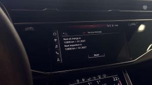 Red Audi RS Q8 2020 in Vilnius, with an engine capacity of 4.00 L and mileage of 102 thousand km for 79989 €, photo 13 on AUTOMOTO.COM.LV