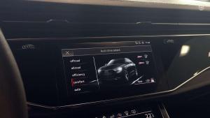 Red Audi RS Q8 2020 in Vilnius, with an engine capacity of 4.00 L and mileage of 102 thousand km for 79989 €, photo 16 on AUTOMOTO.COM.LV