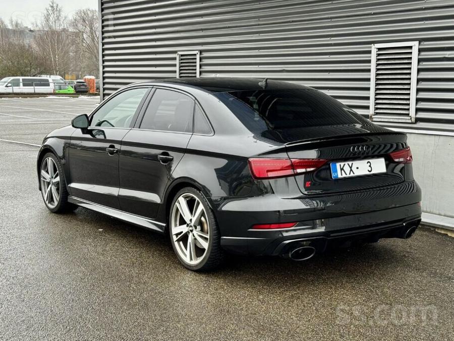 Melns Audi RS3 2019 Rīga, ar dzinēja tilpumu 2.50 L un nobraukumu 92 tūkst. km par 37900 €, foto 4 vietnē AUTOMOTO.COM.LV