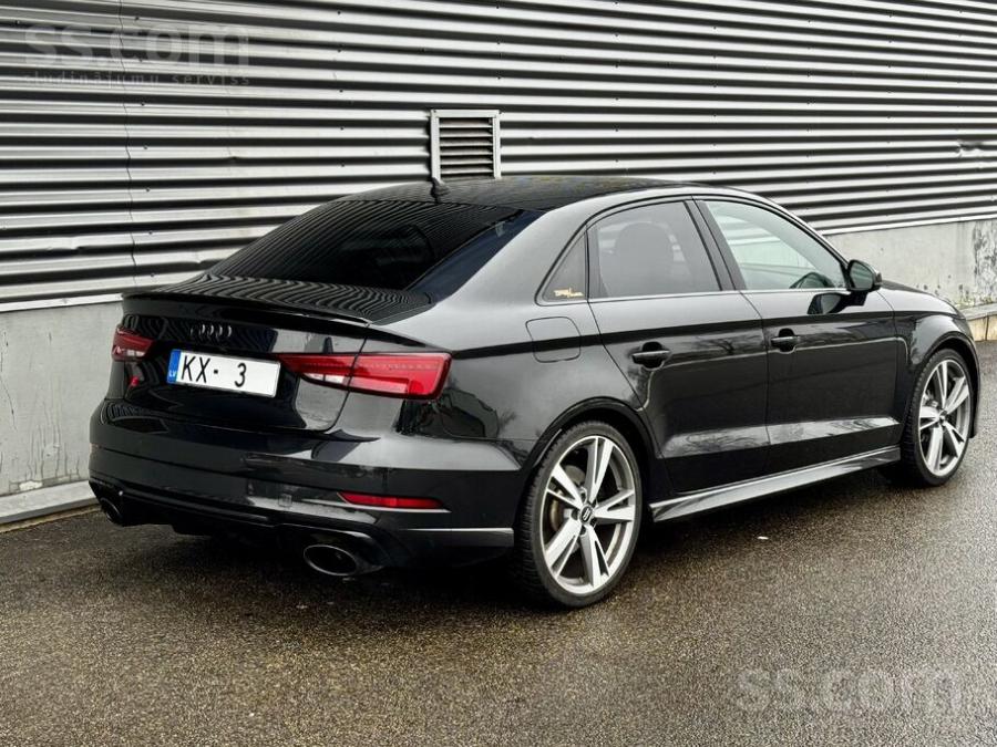 Melns Audi RS3 2019 Rīga, ar dzinēja tilpumu 2.50 L un nobraukumu 92 tūkst. km par 37900 €, foto 5 vietnē AUTOMOTO.COM.LV