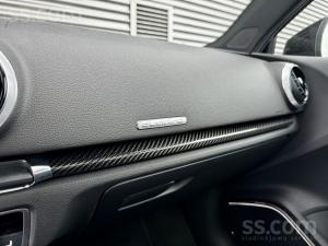 Melns Audi RS3 2019 Rīga, ar dzinēja tilpumu 2.50 L un nobraukumu 92 tūkst. km par 37900 €, foto 24 vietnē AUTOMOTO.COM.LV