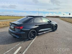 Black Audi RS3 2022 in Tallinn, with an engine capacity of 2.50 L and mileage of 99 thousand km for 45500 €, photo 2 on AUTOMOTO.COM.LV