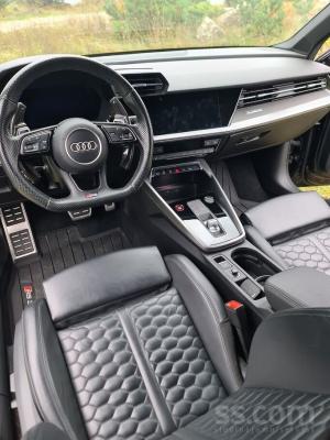 Black Audi RS3 2022 in Tallinn, with an engine capacity of 2.50 L and mileage of 99 thousand km for 45500 €, photo 10 on AUTOMOTO.COM.LV
