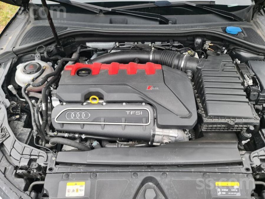 Black Audi RS3 2022 in Tallinn, with an engine capacity of 2.50 L and mileage of 99 thousand km for 45500 €, photo 11 on AUTOMOTO.COM.LV